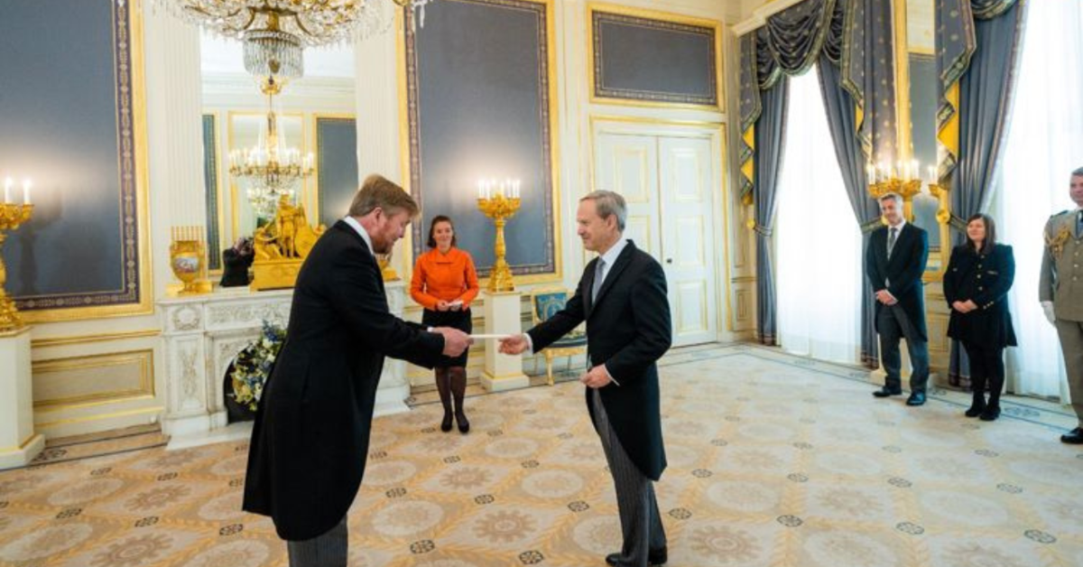 Nouvel Ambassadeur De France Aux Pays Bas Ambassade De France Aux Pays Bas Cci France Pays Bas